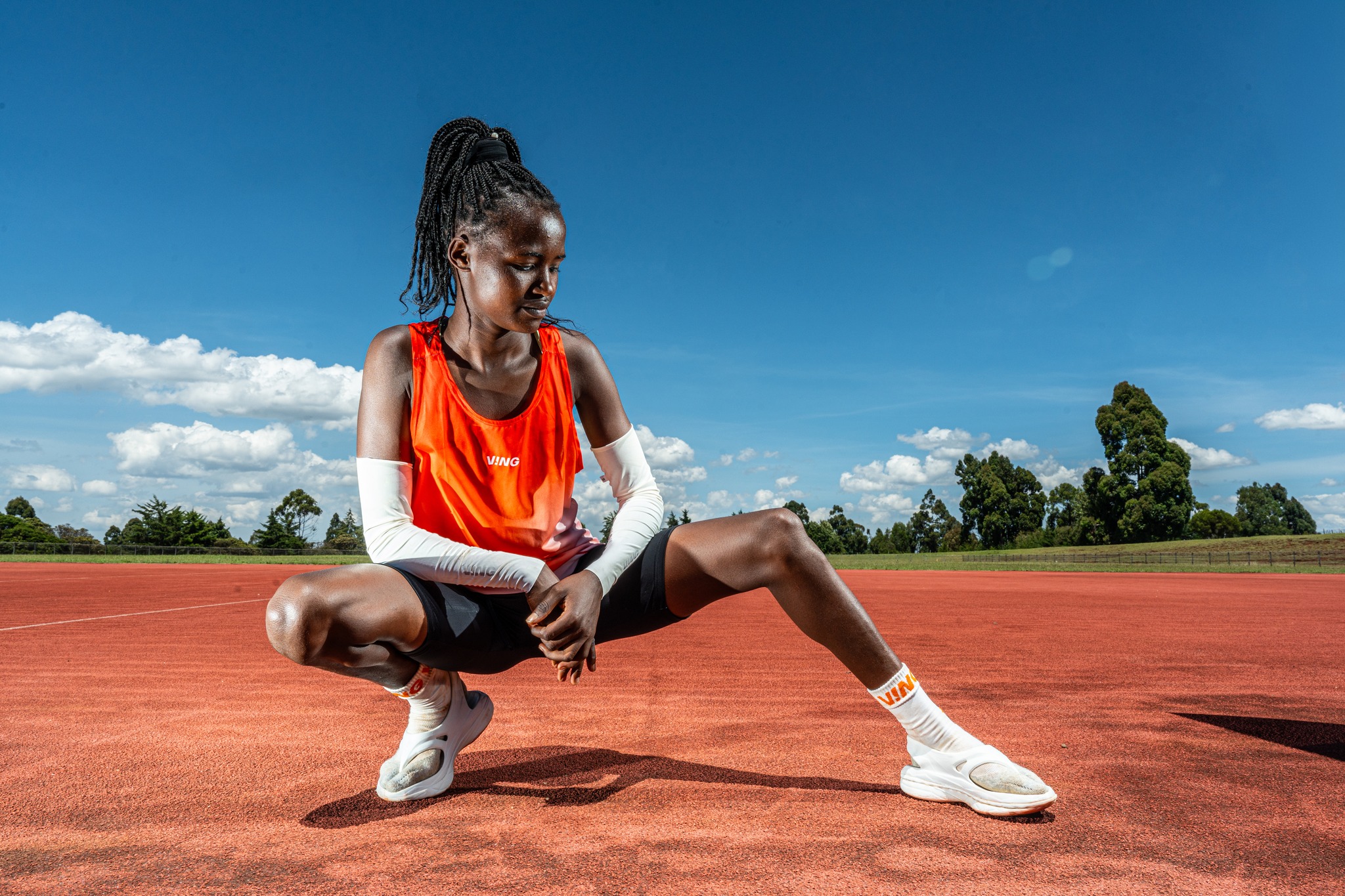 NIRUN เป็นรองเท้าที่นักวิ่งทุกคนควรจะต้องมีติดไว้สักคู่ - Ving รองเท้าแตะมาราธอน+recovery